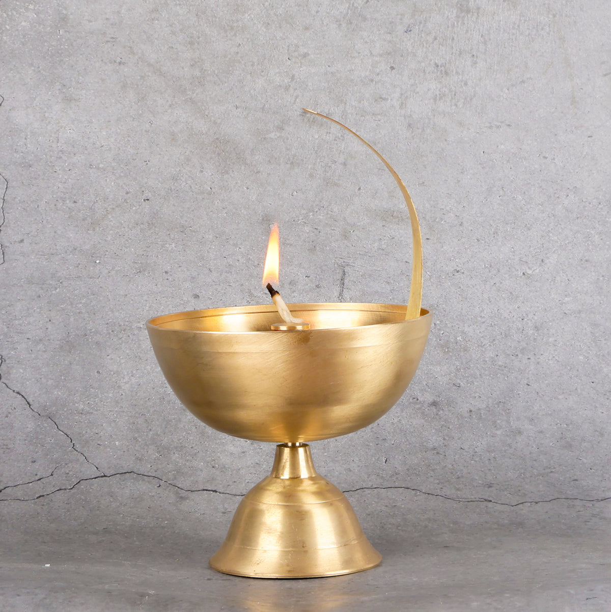 Brass Akhand Diya – Akhand Jyoti Diya Online | Copper Mart